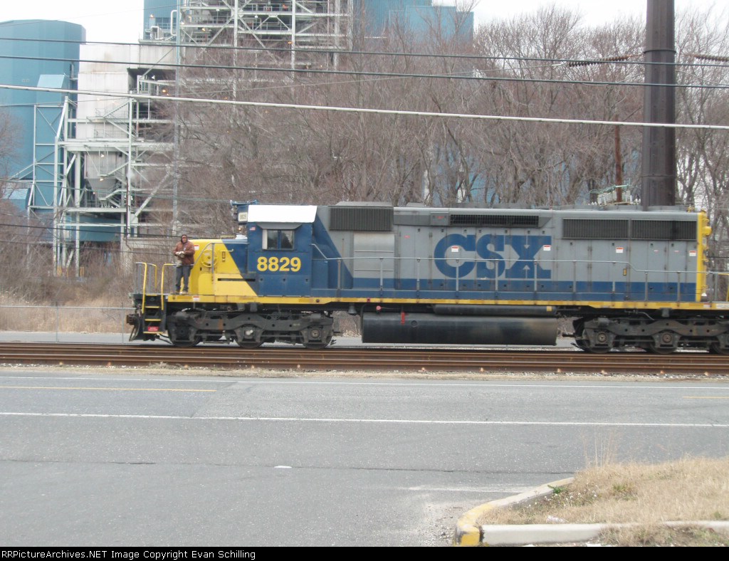 CSX 8829